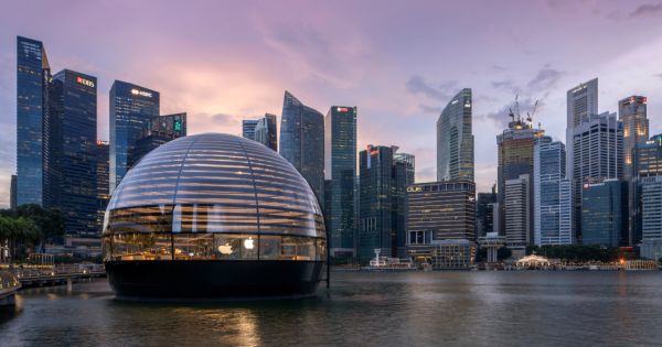 Foster + Partners Designs Singapore’s Third Apple Store